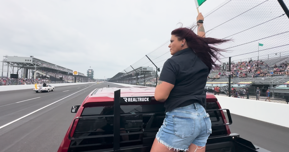 Trauma patient delivers green flag to IMS start line | IU Health