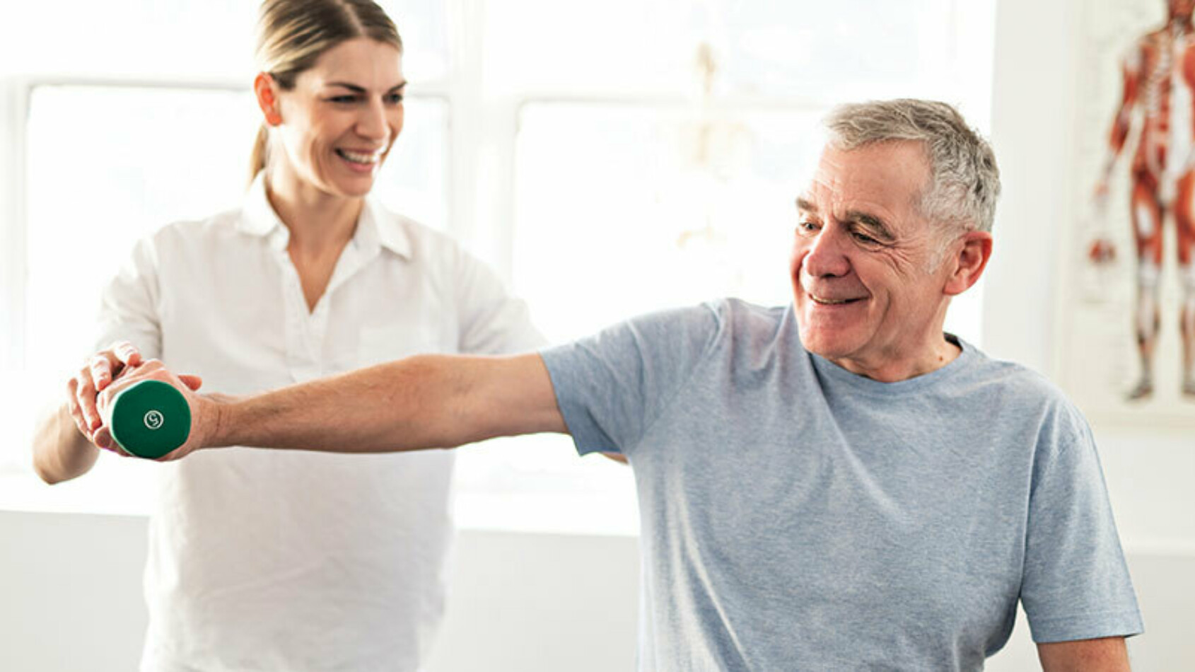 What to expect from spinal decompression and fusion surgery | IU Health